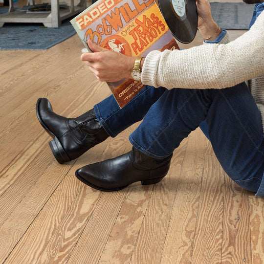 Cowboy boot leather types: How they stack up and which is right for yo ...